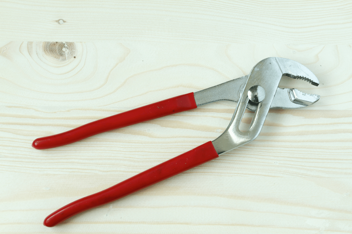 Pliers Mastery: Choosing & Using Tips to Maximize Potential